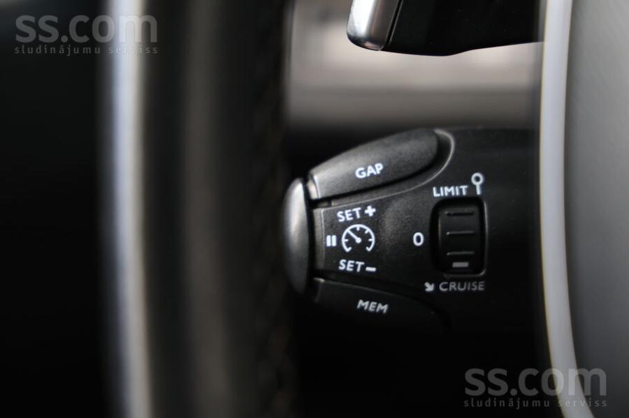 Black Peugeot 5008 2017 in Tukums, with an engine capacity of 2.00 L and mileage of 242 thousand km for 15900 €, photo 29 on AUTOMOTO.COM.LV