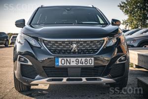 Black Peugeot 5008 2017 in Riga, with an engine capacity of 1.60 L and mileage of 234 thousand km for 13890 €, photo 3 on AUTOMOTO.COM.LV