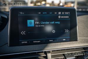 Black Peugeot 5008 2017 in Riga, with an engine capacity of 1.60 L and mileage of 234 thousand km for 13890 €, photo 19 on AUTOMOTO.COM.LV