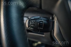 Black Peugeot 5008 2017 in Riga, with an engine capacity of 1.60 L and mileage of 234 thousand km for 13890 €, photo 22 on AUTOMOTO.COM.LV