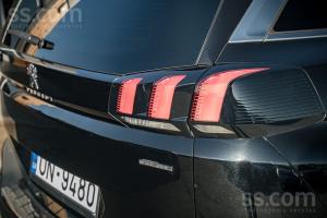 Black Peugeot 5008 2017 in Riga, with an engine capacity of 1.60 L and mileage of 234 thousand km for 13890 €, photo 35 on AUTOMOTO.COM.LV