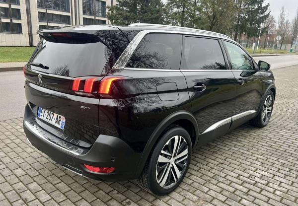 Black Peugeot 5008 2018 in Taurage, with an engine capacity of 2.00 L and mileage of 202 thousand km for 12600 €, photo 4 on AUTOMOTO.COM.LV