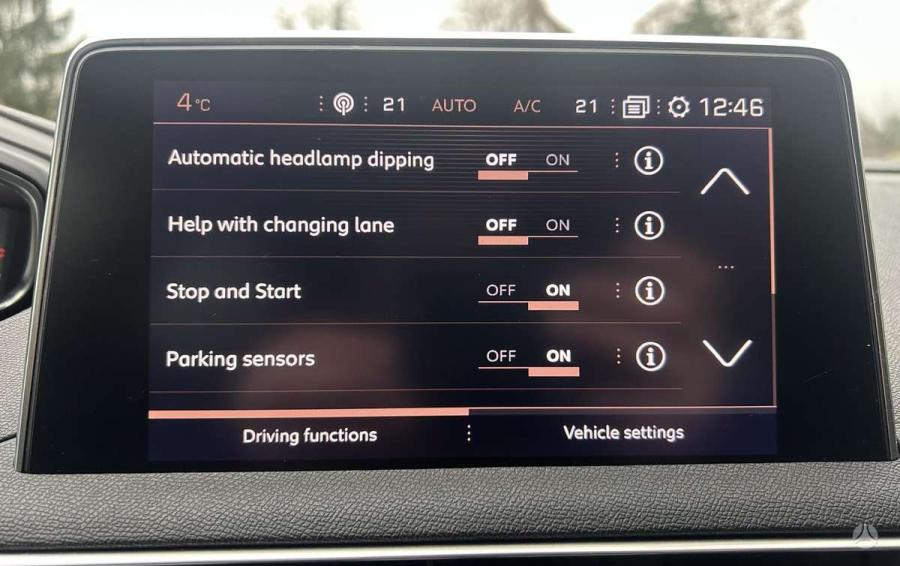 Черный Пежо 5008 2018 в Таураге, объемом двигателя 2.00 л и пробегом 202 тыс. км за 12600 €, фото 16 на AUTOMOTO.COM.LV