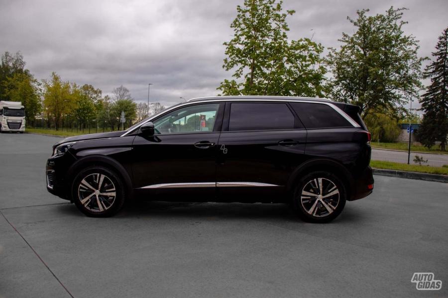 Melns Peugeot 5008 2018 Panevēža, ar dzinēja tilpumu 1.50 L un nobraukumu 205 tūkst. km par 14199 €, foto 2 vietnē AUTOMOTO.COM.LV