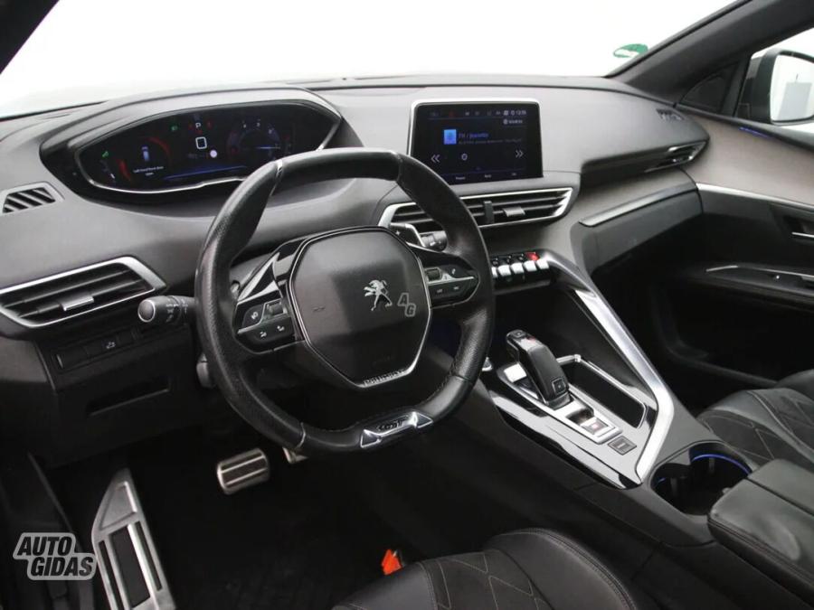 Black Peugeot 5008 2018 in Vilnius, with an engine capacity of 2.00 L and mileage of 279 thousand km for 14399 €, photo 17 on AUTOMOTO.COM.LV