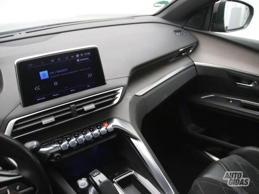 Black Peugeot 5008 2018 in Vilnius, with an engine capacity of 2.00 L and mileage of 279 thousand km for 14399 €, photo 22 on AUTOMOTO.COM.LV