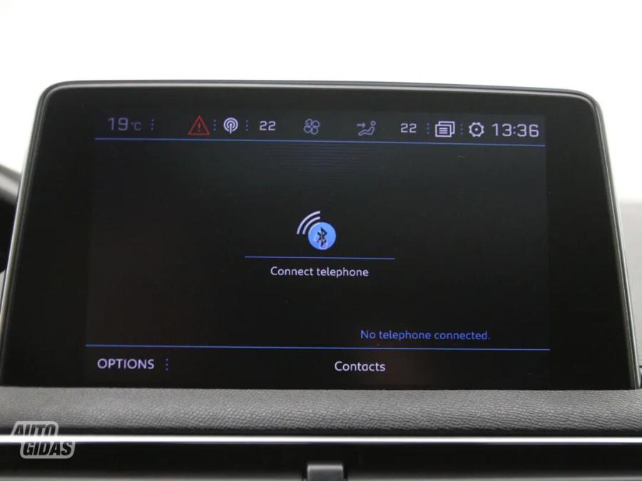 Black Peugeot 5008 2018 in Vilnius, with an engine capacity of 2.00 L and mileage of 279 thousand km for 14399 €, photo 24 on AUTOMOTO.COM.LV
