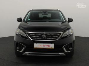 Black Peugeot 5008 2018 in Vilnius, with an engine capacity of 1.60 L and mileage of 235 thousand km for 12399 €, photo 4 on AUTOMOTO.COM.LV