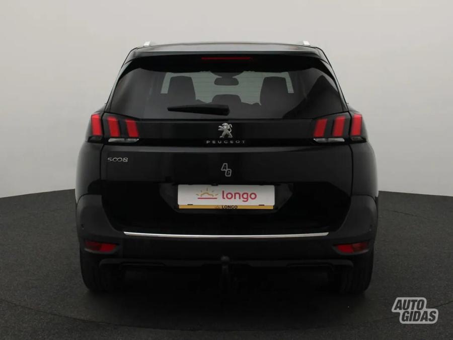 Black Peugeot 5008 2018 in Vilnius, with an engine capacity of 1.60 L and mileage of 235 thousand km for 12399 €, photo 6 on AUTOMOTO.COM.LV