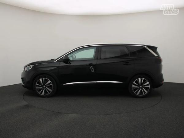 Black Peugeot 5008 2018 in Vilnius, with an engine capacity of 1.60 L and mileage of 235 thousand km for 12399 €, photo 6 on AUTOMOTO.COM.LV