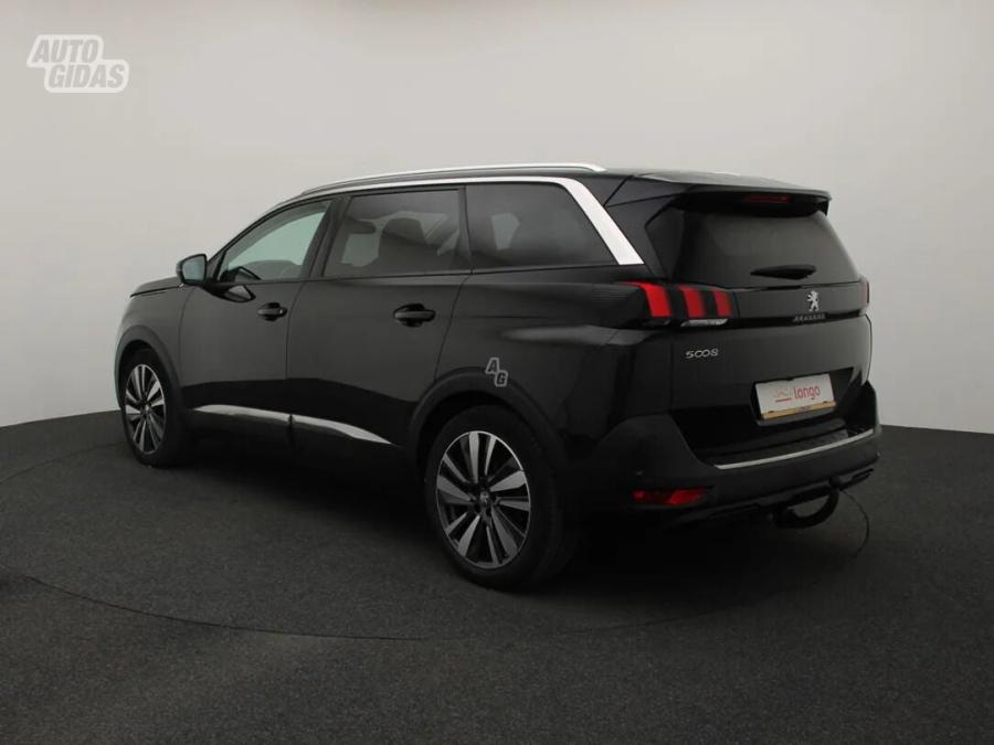 Black Peugeot 5008 2018 in Vilnius, with an engine capacity of 1.60 L and mileage of 235 thousand km for 12399 €, photo 8 on AUTOMOTO.COM.LV