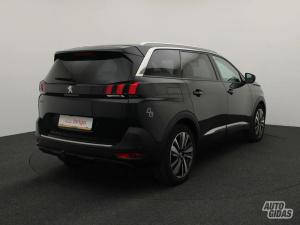 Black Peugeot 5008 2018 in Vilnius, with an engine capacity of 1.60 L and mileage of 235 thousand km for 12399 €, photo 9 on AUTOMOTO.COM.LV