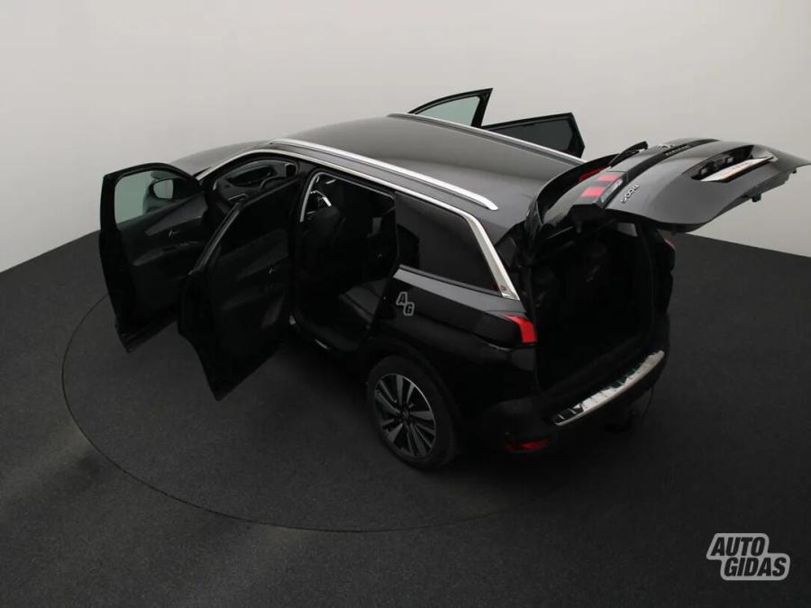 Black Peugeot 5008 2018 in Vilnius, with an engine capacity of 1.60 L and mileage of 235 thousand km for 12399 €, photo 14 on AUTOMOTO.COM.LV