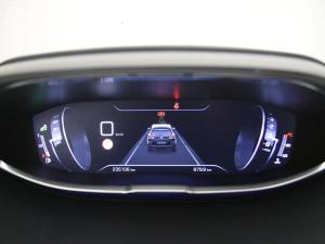 Black Peugeot 5008 2018 in Vilnius, with an engine capacity of 1.60 L and mileage of 235 thousand km for 12399 €, photo 21 on AUTOMOTO.COM.LV