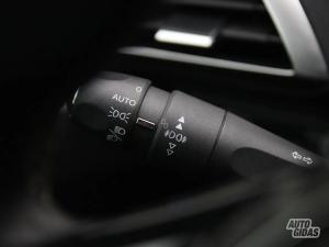 Black Peugeot 5008 2018 in Vilnius, with an engine capacity of 1.60 L and mileage of 235 thousand km for 12399 €, photo 28 on AUTOMOTO.COM.LV