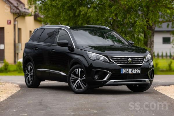 Melns Peugeot 5008 2018 Jelgava, ar dzinēja tilpumu 1.20 L un nobraukumu 125 tūkst. km par 10750 €, foto 1 vietnē AUTOMOTO.COM.LV