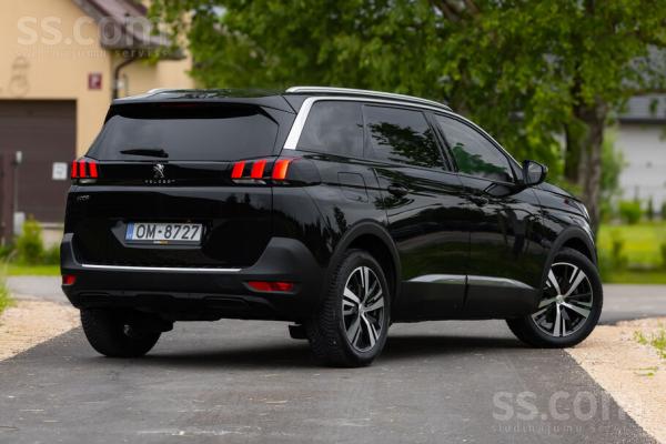 Melns Peugeot 5008 2018 Jelgava, ar dzinēja tilpumu 1.20 L un nobraukumu 125 tūkst. km par 10750 €, foto 6 vietnē AUTOMOTO.COM.LV
