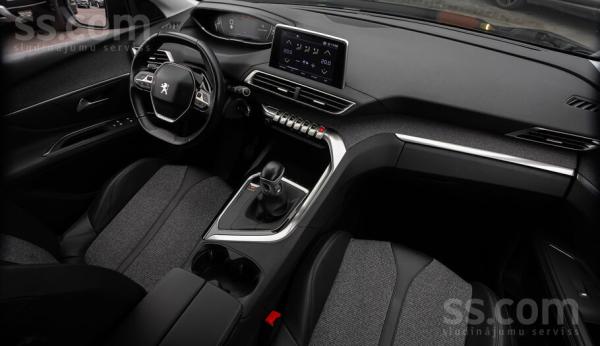 Melns Peugeot 5008 2018 Jelgava, ar dzinēja tilpumu 1.20 L un nobraukumu 125 tūkst. km par 10750 €, foto 8 vietnē AUTOMOTO.COM.LV