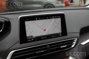 Black Peugeot 5008 2018 in Jelgava, with an engine capacity of 1.20 L and mileage of 125 thousand km for 10750 €, photo 21 on AUTOMOTO.COM.LV
