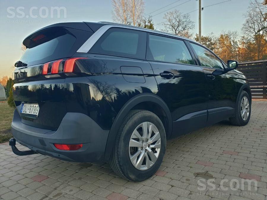 Black Peugeot 5008 2018 in Riga, with an engine capacity of 1.50 L and mileage of 123 thousand km for 12100 €, photo 11 on AUTOMOTO.COM.LV