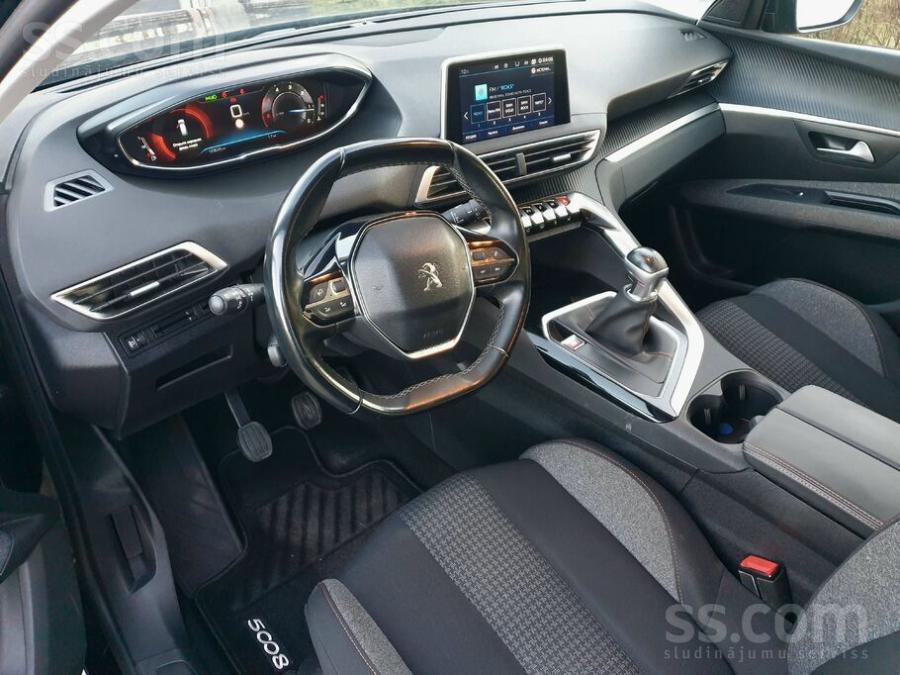 Black Peugeot 5008 2018 in Riga, with an engine capacity of 1.50 L and mileage of 123 thousand km for 12100 €, photo 14 on AUTOMOTO.COM.LV