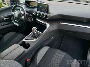 Black Peugeot 5008 2018 in Riga, with an engine capacity of 1.50 L and mileage of 123 thousand km for 12100 €, photo 15 on AUTOMOTO.COM.LV