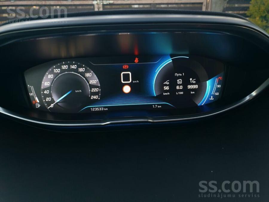 Black Peugeot 5008 2018 in Riga, with an engine capacity of 1.50 L and mileage of 123 thousand km for 12100 €, photo 21 on AUTOMOTO.COM.LV