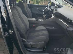 Black Peugeot 5008 2018 in Riga, with an engine capacity of 1.50 L and mileage of 123 thousand km for 12100 €, photo 32 on AUTOMOTO.COM.LV