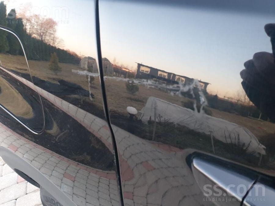 Black Peugeot 5008 2018 in Riga, with an engine capacity of 1.50 L and mileage of 123 thousand km for 12100 €, photo 36 on AUTOMOTO.COM.LV