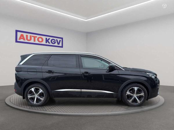 Black Peugeot 5008 2018 in Kaunas, with an engine capacity of 1.20 L and mileage of 235 thousand km for 12499 €, photo 6 on AUTOMOTO.COM.LV