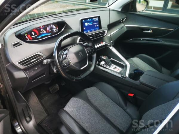 Melns Peugeot 5008 2018 Tukums, ar dzinēja tilpumu 1.50 L un nobraukumu 114 tūkst. km par 15250 €, foto 10 vietnē AUTOMOTO.COM.LV