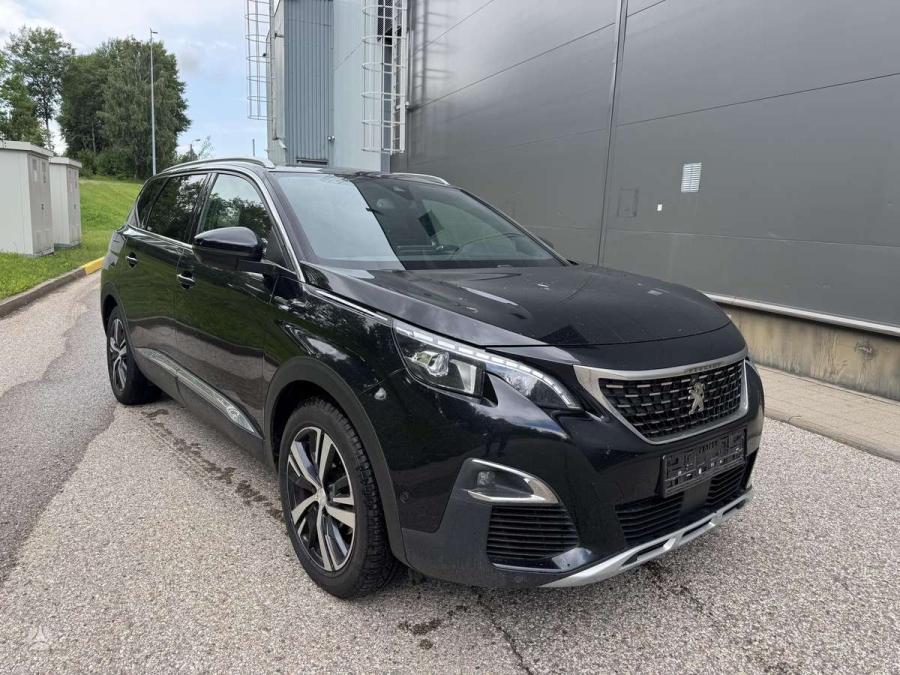 Melns Peugeot 5008 2018 Alīta, ar dzinēja tilpumu 1.50 L un nobraukumu 268 tūkst. km par 10600 €, foto 3 vietnē AUTOMOTO.COM.LV