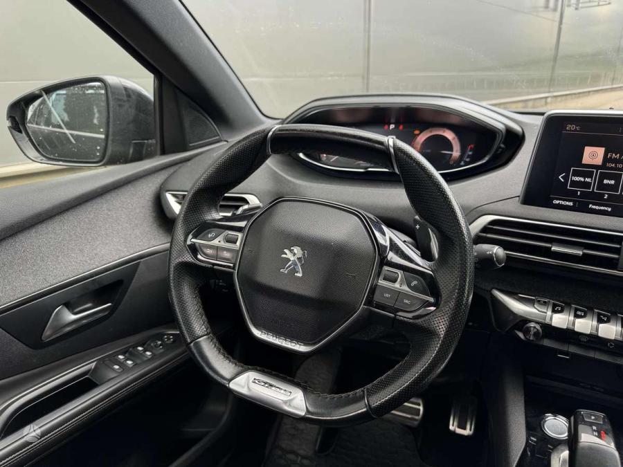 Melns Peugeot 5008 2018 Alīta, ar dzinēja tilpumu 1.50 L un nobraukumu 268 tūkst. km par 10600 €, foto 14 vietnē AUTOMOTO.COM.LV