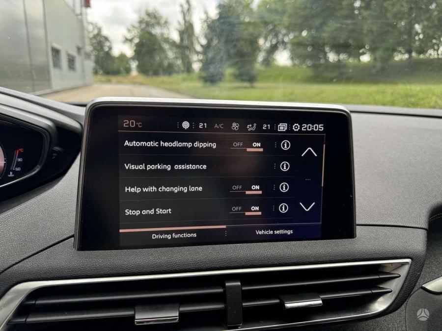 Melns Peugeot 5008 2018 Alīta, ar dzinēja tilpumu 1.50 L un nobraukumu 268 tūkst. km par 10600 €, foto 17 vietnē AUTOMOTO.COM.LV