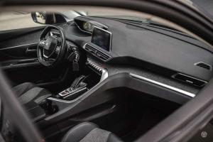 Melns Peugeot 5008 2018 Kauņa, ar dzinēja tilpumu 1.60 L un nobraukumu 140 tūkst. km par 13700 €, foto 9 vietnē AUTOMOTO.COM.LV