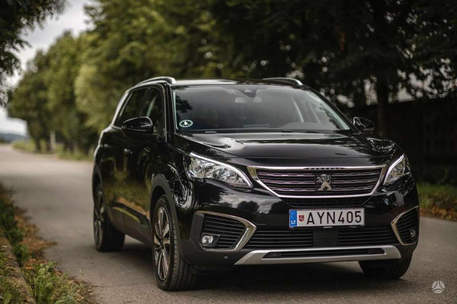 Melns Peugeot 5008 2018 Kauņa, ar dzinēja tilpumu 1.60 L un nobraukumu 140 tūkst. km par 13700 €, foto 25 vietnē AUTOMOTO.COM.LV
