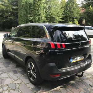 Melns Peugeot 5008 2018 Viļņa, ar dzinēja tilpumu 1.60 L un nobraukumu 226 tūkst. km par 12500 €, foto 5 vietnē AUTOMOTO.COM.LV