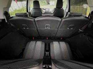 Black Peugeot 5008 2018 in Siauliai, with an engine capacity of 1.50 L and mileage of 182 thousand km for 14500 €, photo 42 on AUTOMOTO.COM.LV