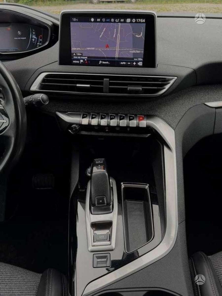 Black Peugeot 5008 2018 in Siauliai, with an engine capacity of 1.50 L and mileage of 182 thousand km for 14500 €, photo 43 on AUTOMOTO.COM.LV