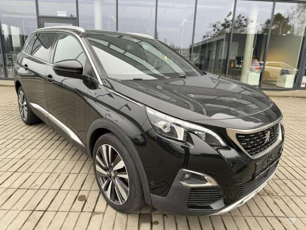 Black Peugeot 5008 2019 in Kaunas, with an engine capacity of 1.20 L and mileage of 173 thousand km for 12900 €, photo 3 on AUTOMOTO.COM.LV