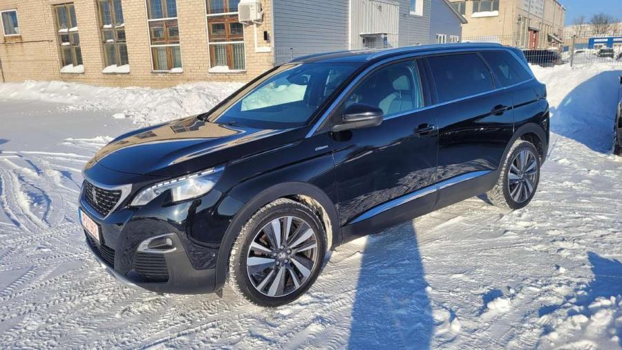 Black Peugeot 5008 2019 in Siauliai, with an engine capacity of 1.60 L and mileage of 170 thousand km for 14900 €, photo 3 on AUTOMOTO.COM.LV