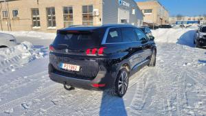 Black Peugeot 5008 2019 in Siauliai, with an engine capacity of 1.60 L and mileage of 170 thousand km for 14900 €, photo 7 on AUTOMOTO.COM.LV