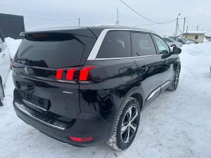 Black Peugeot 5008 2019 in Panevezys, with an engine capacity of 1.50 L and mileage of 157 thousand km for 13800 €, photo 4 on AUTOMOTO.COM.LV