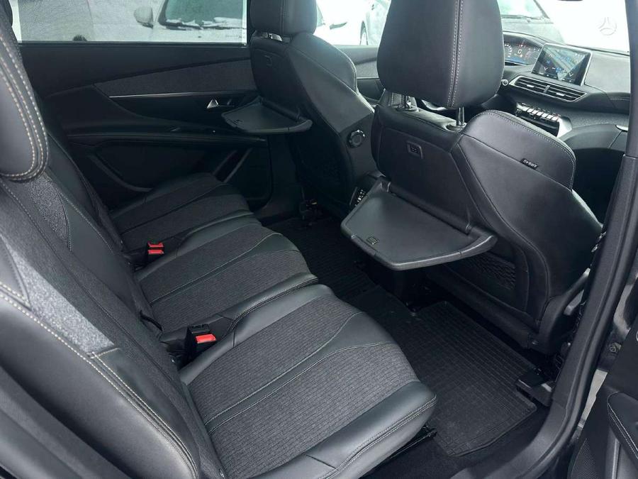 Black Peugeot 5008 2019 in Panevezys, with an engine capacity of 1.50 L and mileage of 157 thousand km for 13800 €, photo 23 on AUTOMOTO.COM.LV