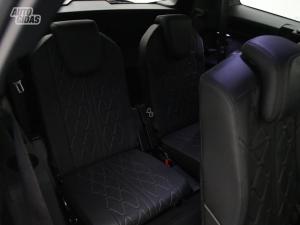 Black Peugeot 5008 2019 in Vilnius, with an engine capacity of 2.00 L and mileage of 201 thousand km for 19099 €, photo 17 on AUTOMOTO.COM.LV