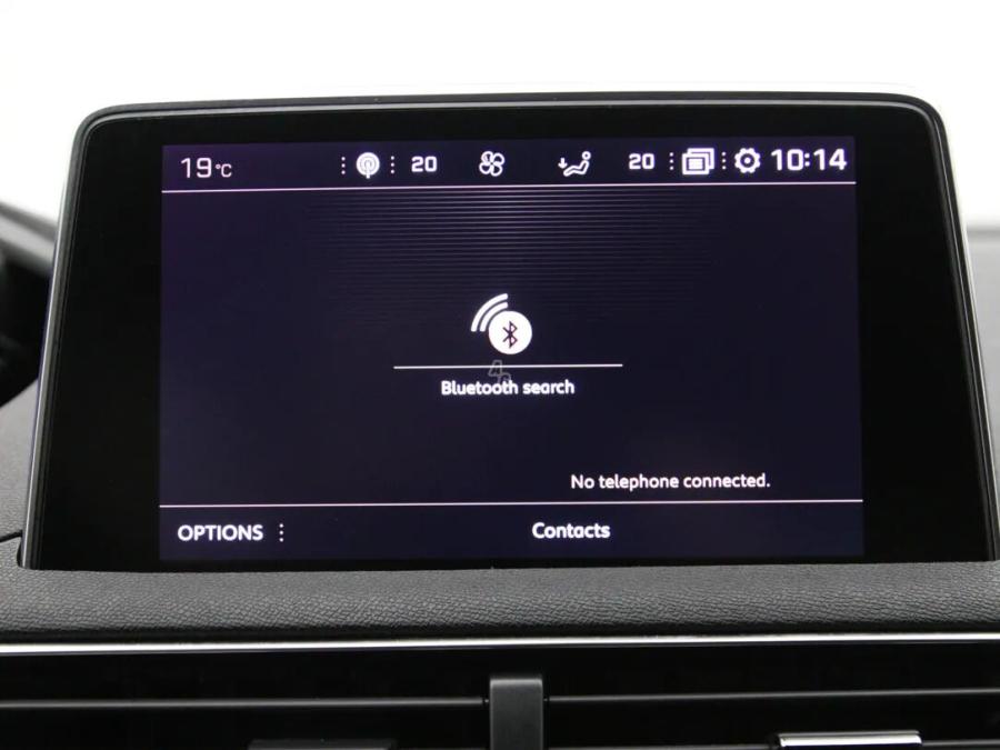 Black Peugeot 5008 2019 in Vilnius, with an engine capacity of 2.00 L and mileage of 201 thousand km for 19099 €, photo 25 on AUTOMOTO.COM.LV