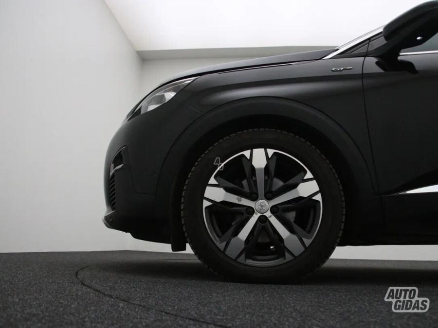 Black Peugeot 5008 2019 in Vilnius, with an engine capacity of 2.00 L and mileage of 201 thousand km for 19099 €, photo 29 on AUTOMOTO.COM.LV