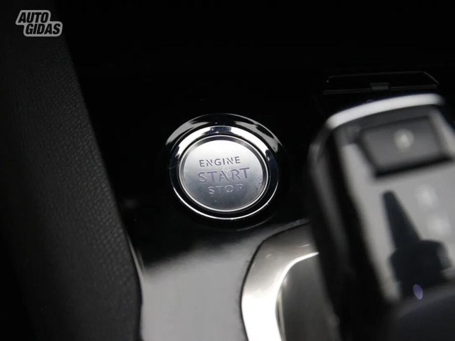 Black Peugeot 5008 2019 in Vilnius, with an engine capacity of 2.00 L and mileage of 201 thousand km for 19099 €, photo 32 on AUTOMOTO.COM.LV