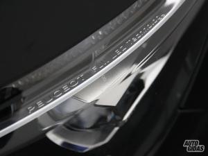 Black Peugeot 5008 2019 in Vilnius, with an engine capacity of 2.00 L and mileage of 201 thousand km for 19099 €, photo 38 on AUTOMOTO.COM.LV