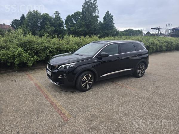 Black Peugeot 5008 2019 in Riga, with an engine capacity of 1.50 L and mileage of 239 thousand km for 11500 €, photo 2 on AUTOMOTO.COM.LV